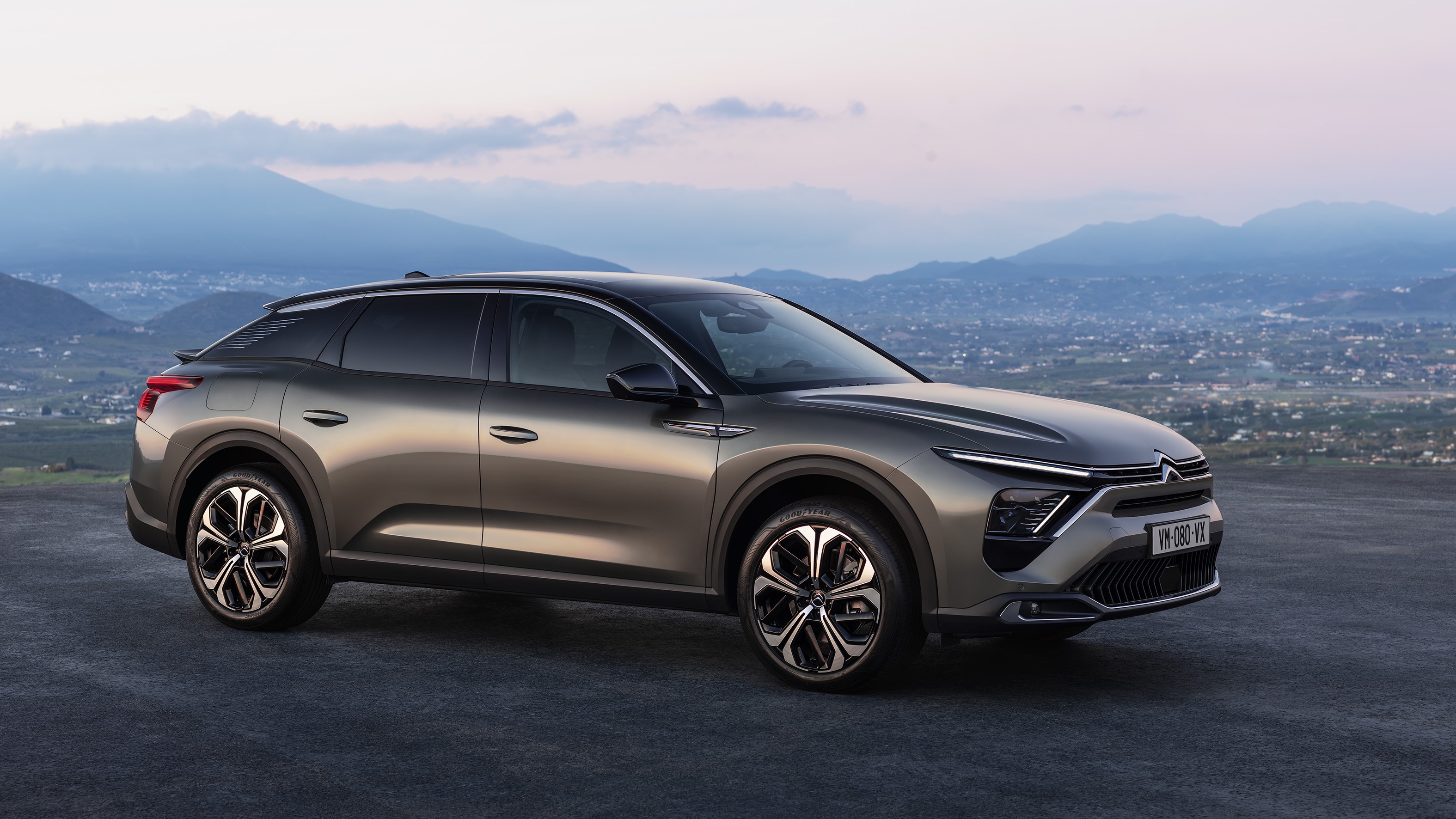 Citroën unveils new flagship C5 X - CarsIreland.ie