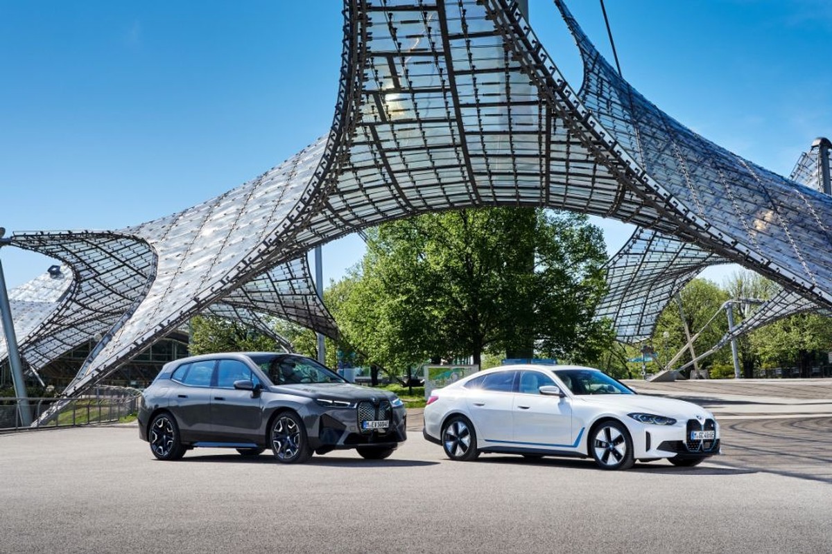 BMW Ireland Set to Launch Two New Fully-electric Models | Carzone News